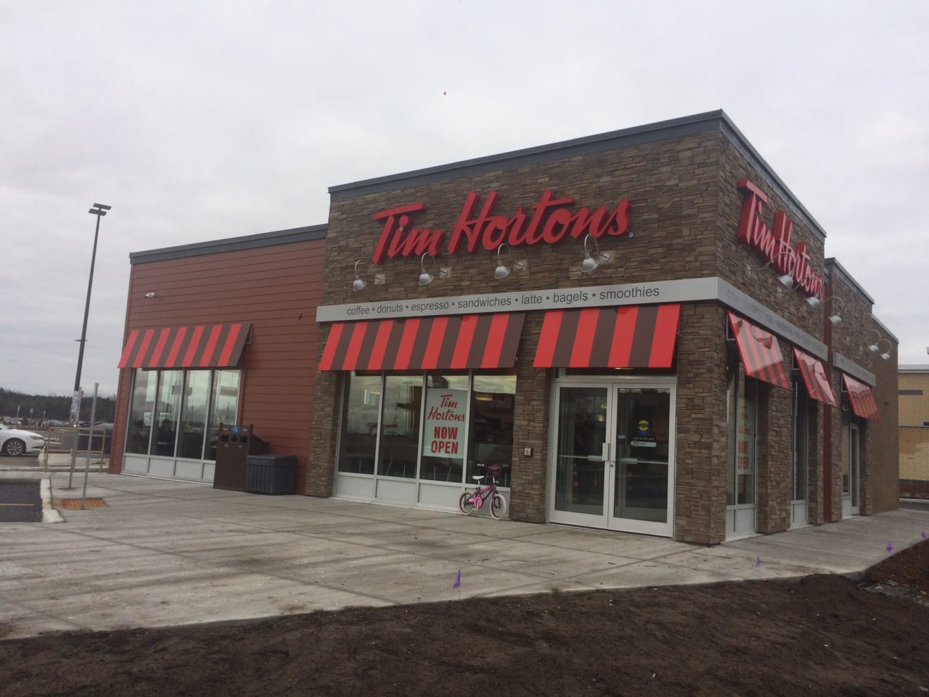 4235 Strandherd Drive - Large Format Retail - Our properties - Uniform ...